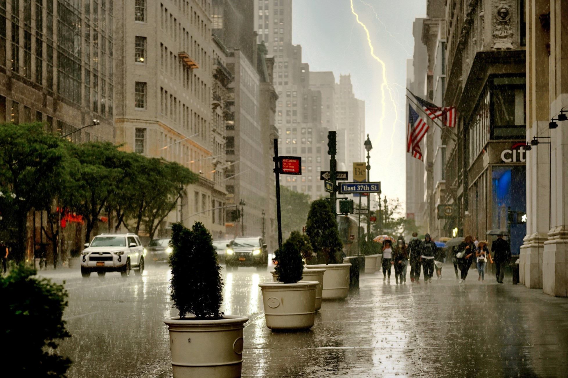 Heavy Moisture in Northwest to Drop to the South and East in Coming ...