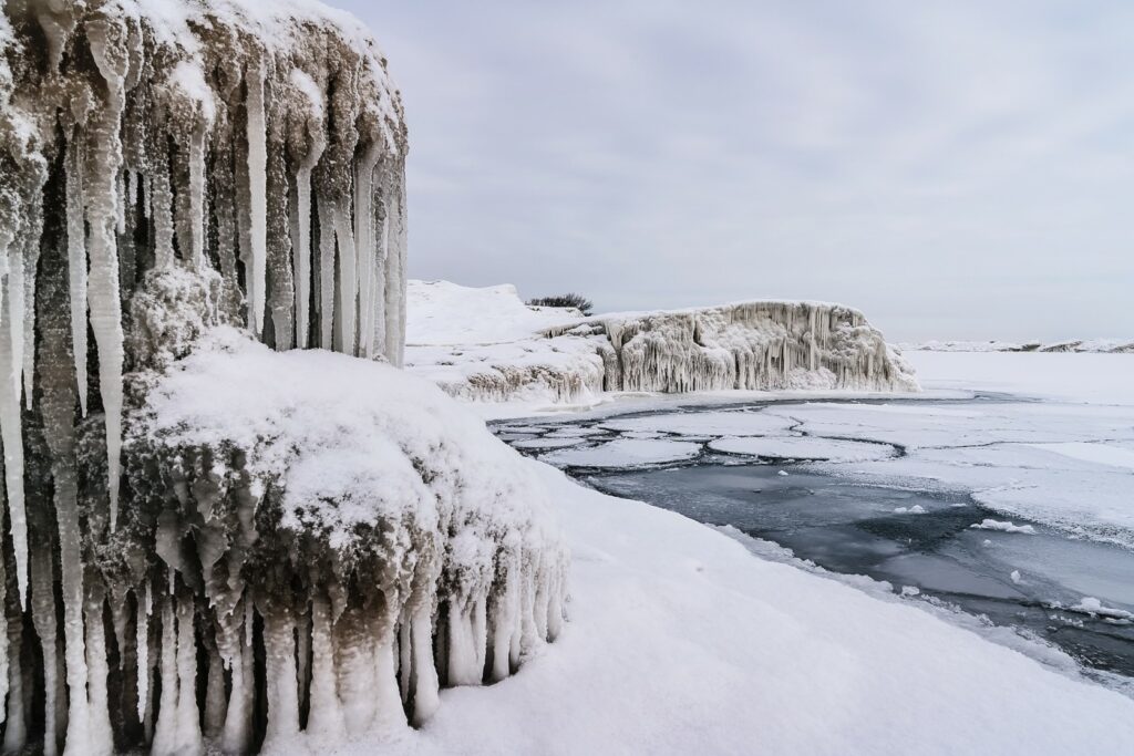 Understanding the Polar Vortex and How it Slips Across North America ...